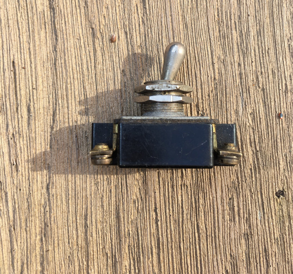 PEAR DOLLY, DPST SWITCH, 3A @ 250V – MULLARD MAGIC