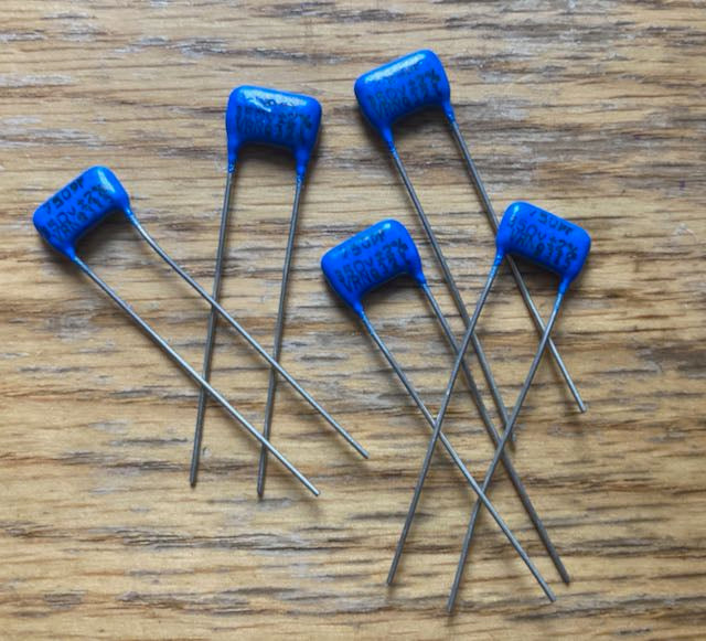 LEMCO, CAPACITOR, 820pF , 350V WKG – MULLARD MAGIC