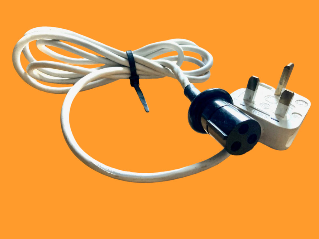 BULGIN, 3 PIN POWER LEAD COMPRISING OF 22mm NOSE DIA, PLUG, 1.5M LEAD ...