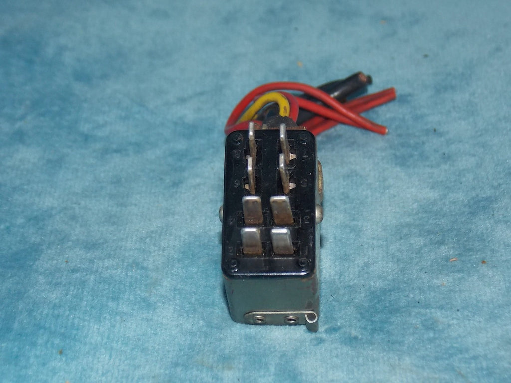 STAGGERED 8 PIN MALE, JONES PLUG, SHORTING PLUG, – MULLARD MAGIC